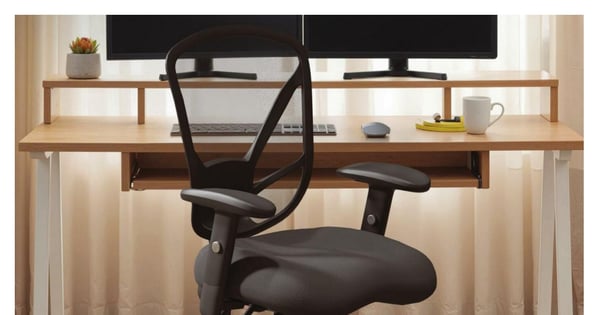 Staples - Chair of the month Flyer from Dec 16th to Dec 31st 2025 ...