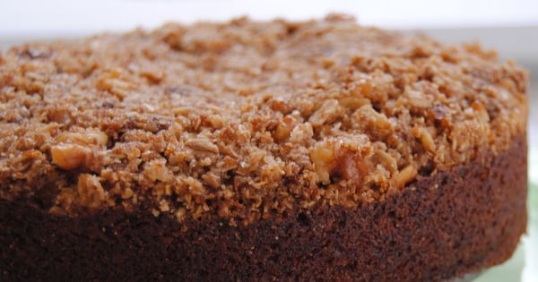 Lucuma Cinnamon Crumb Cake Recipe - Flyers Online