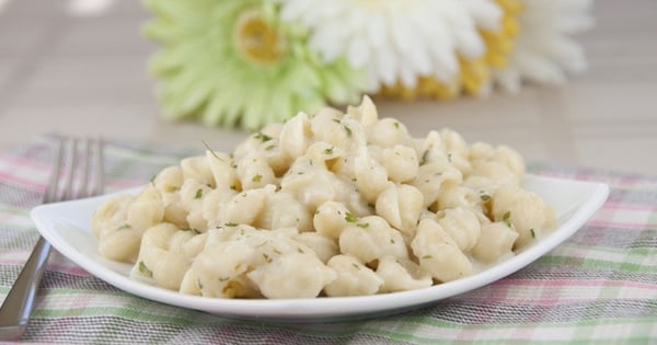 Creamy Garlic Shells Recipe - Flyers Online