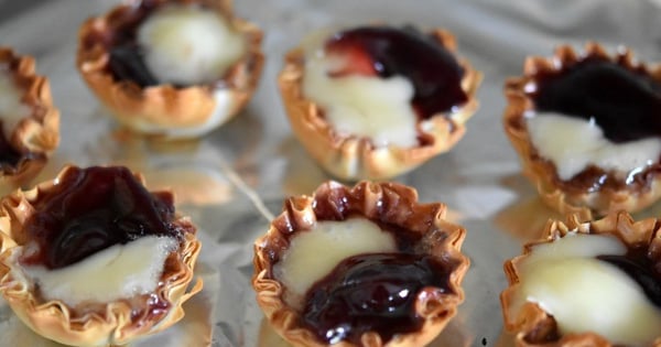 Raspberry Brie Cups Recipe - Flyers Online