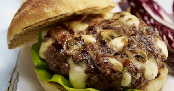 Classic Stromboli Recipe (Easy Dinner or Quick Appetizer!) Recipe ...