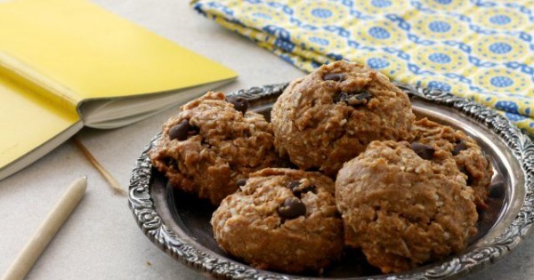 Soft & Chewy Oatmeal Date Cookies Recipe - Flyers Online