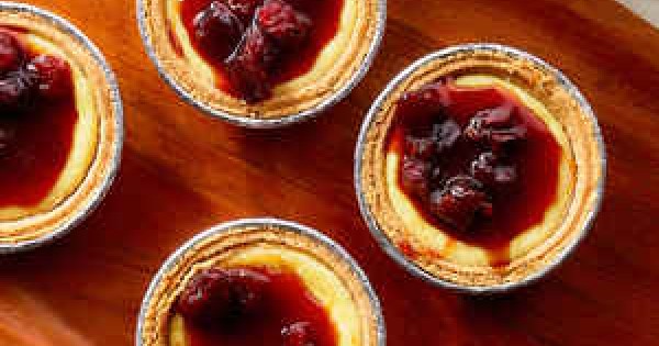 Cherry Cheesecakes with Graham Cracker Crust Recipe - Flyers Online